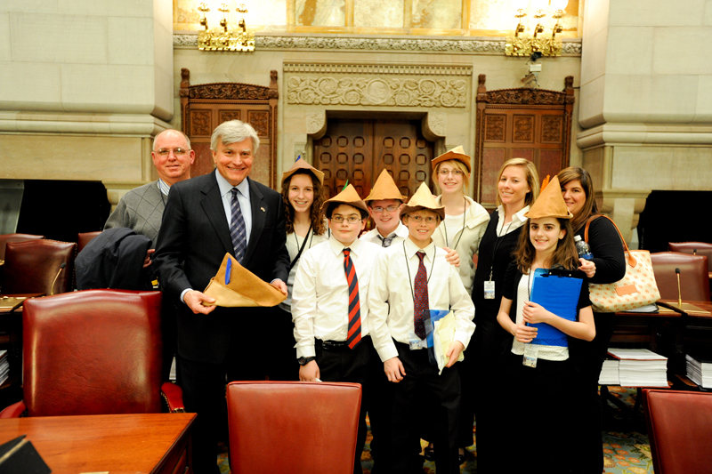 Senator Nozzolio Welcomes Midlakes Middle School Students at the State ...