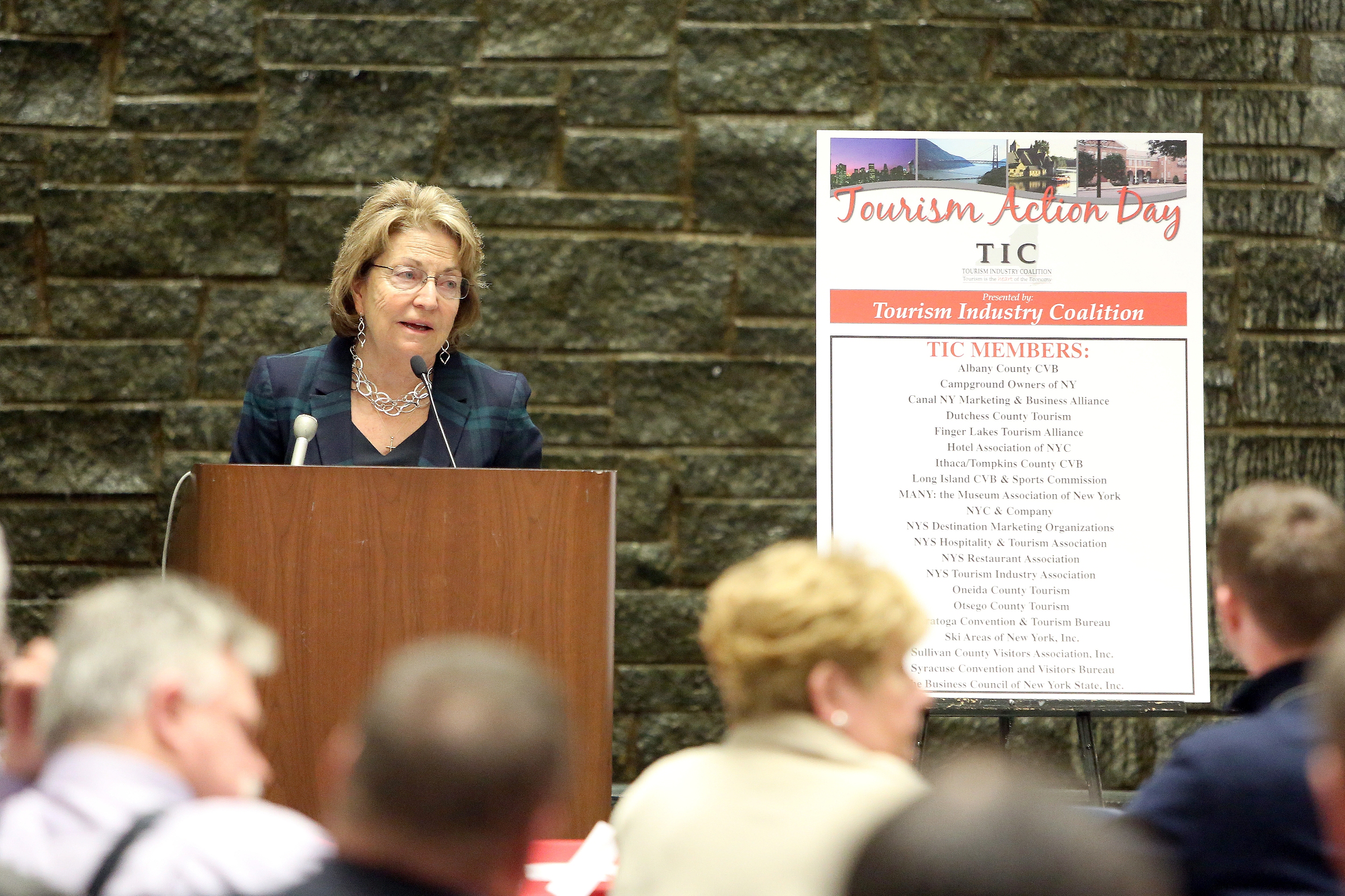 New York's Tourism Industry touted in Albany | NYSenate.gov