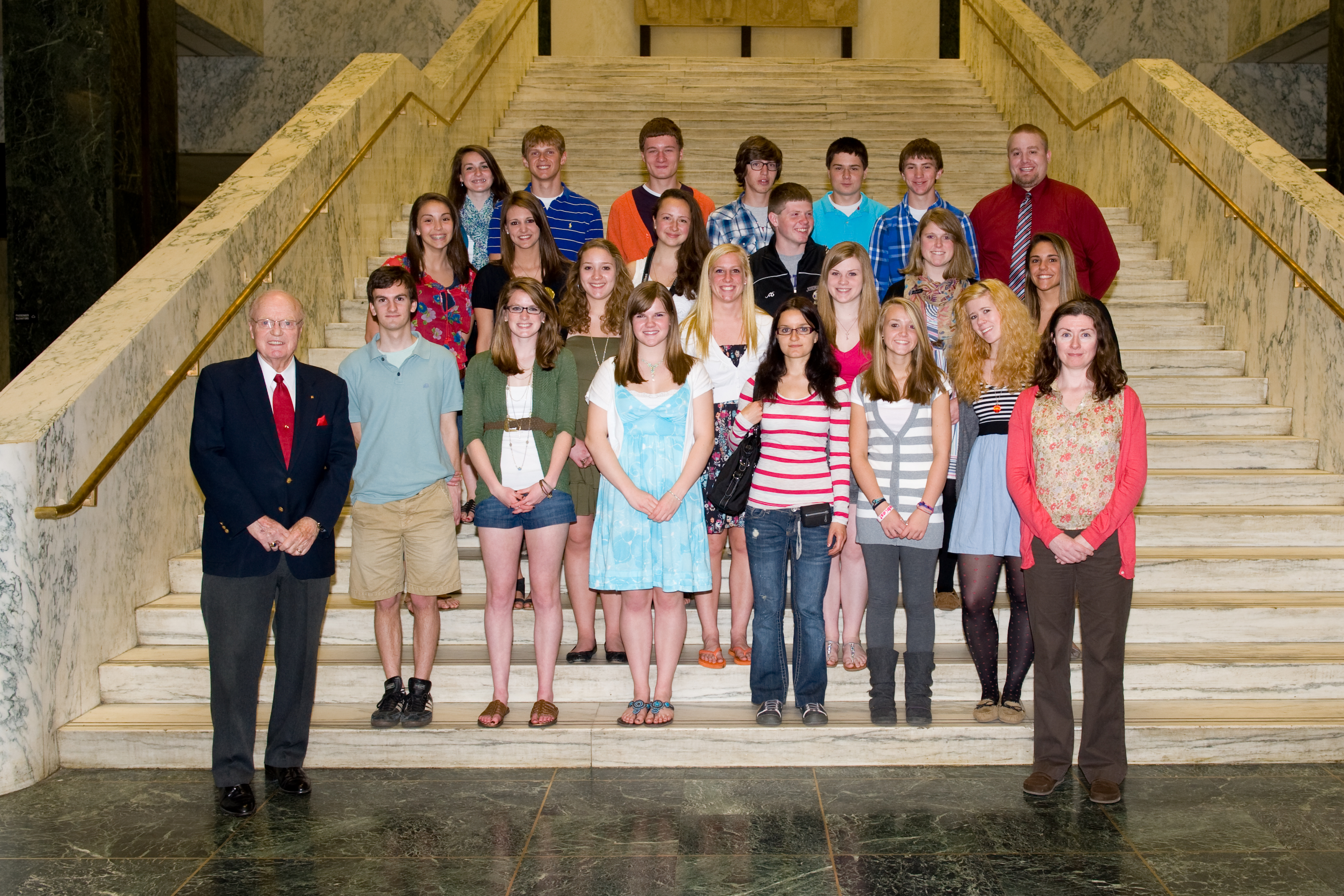 Sen. Farley Meets Johnstown Students | NYSenate.gov