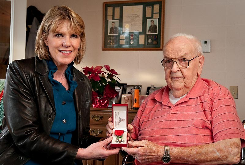 Senator Young visits Technical Sergeant Richard Handrahan, World War II ...