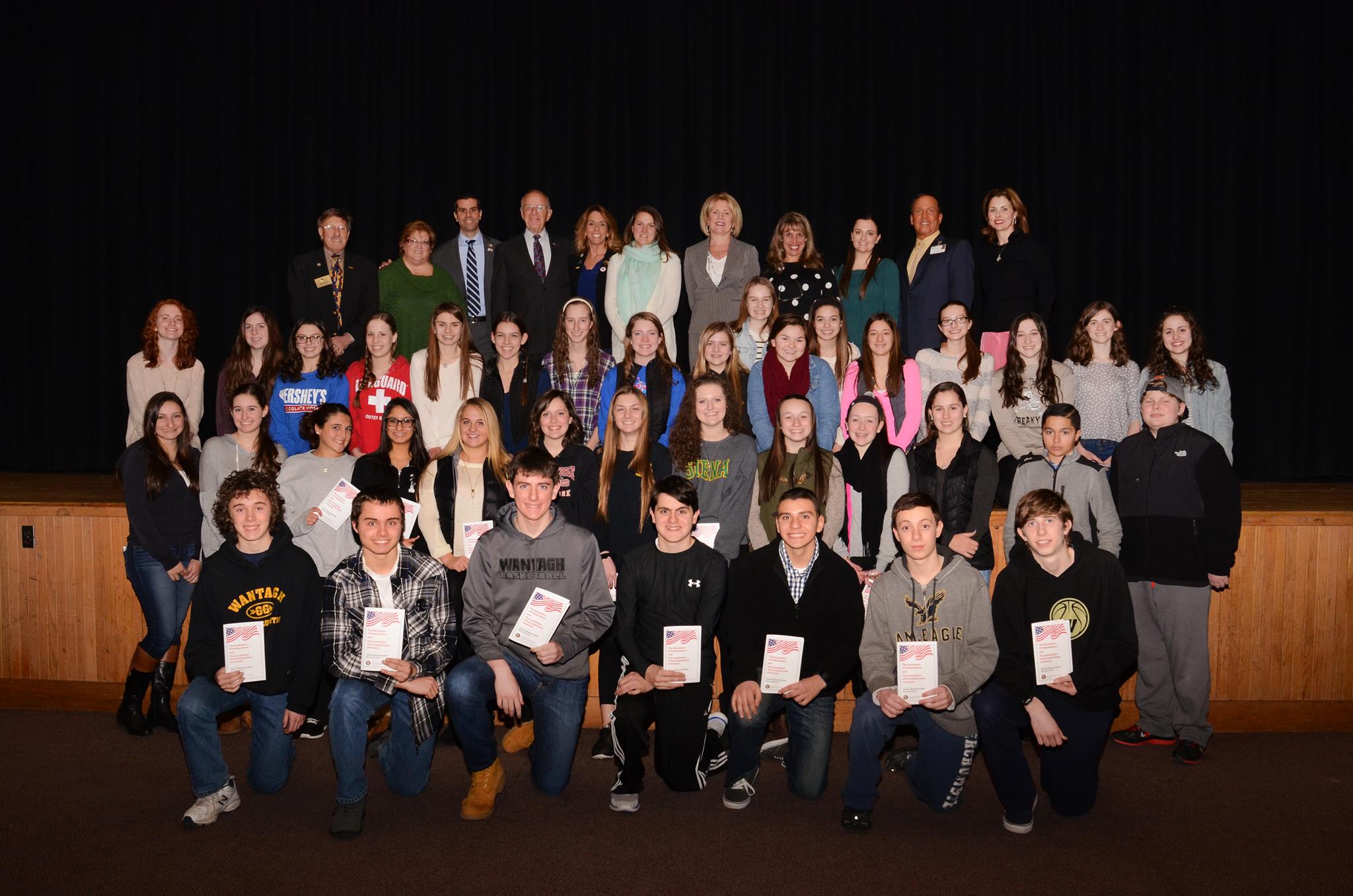 Senator Venditto Speaks to the Wantagh High School Key Club