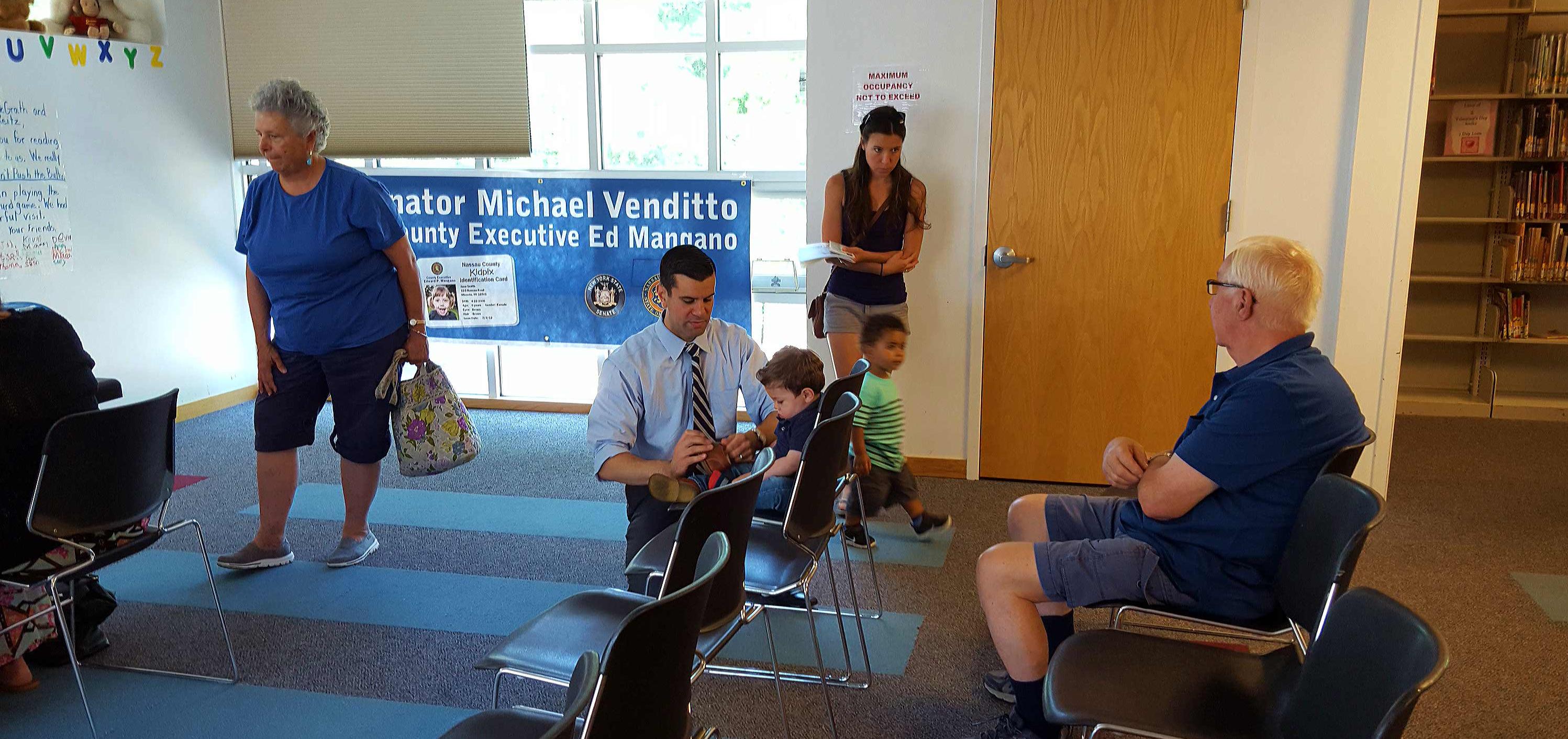 Senator Venditto Brings the Child ID Card program to the Massapequa ...