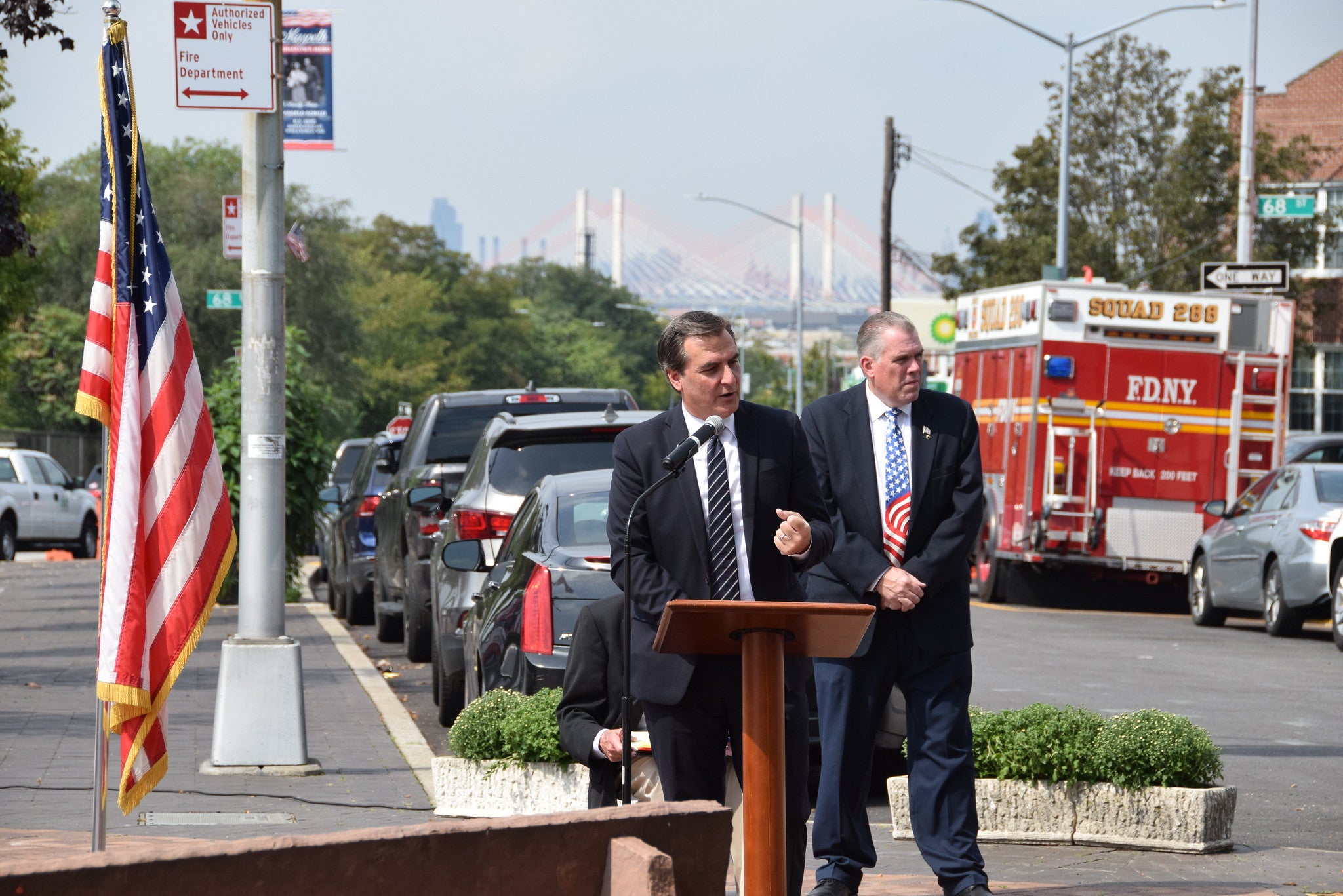 Senate Deputy Leader Gianaris Attends Maspeth 9/11 Ceremony | NYSenate.gov
