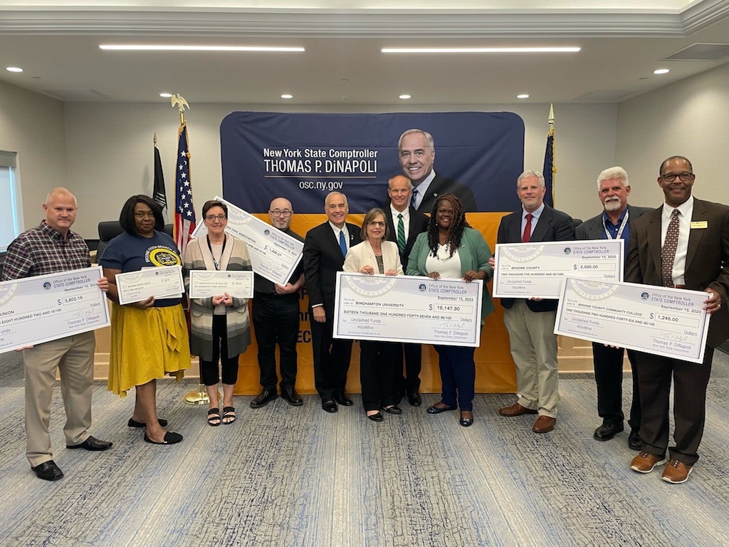 State Comptroller DiNapoli Joins Senator Webb to Return Thousands of ...