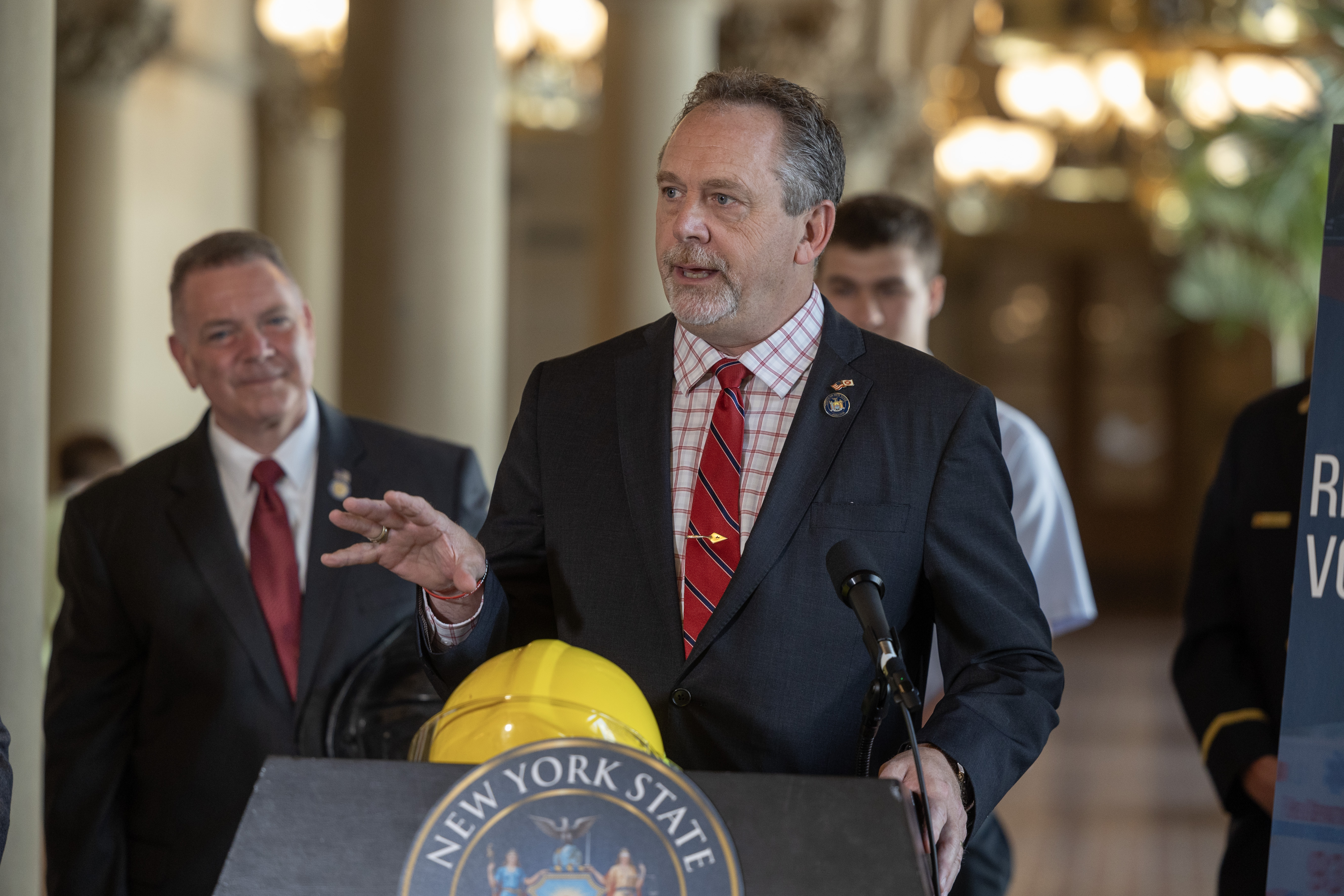 Senator Oberacker Joins Bi-Partisan Call to Help Volunteer First ...