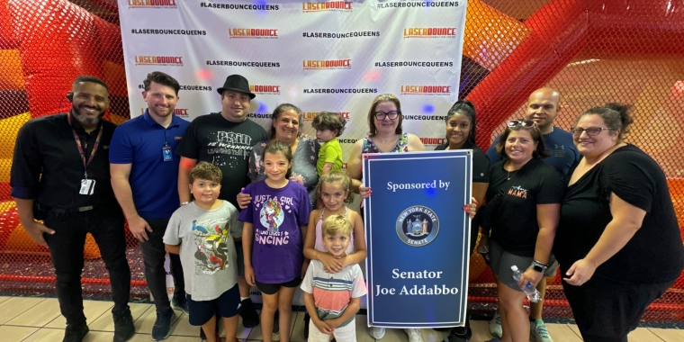Addabbo Hosts Community Fun Day at Laser Bounce | NYSenate.gov