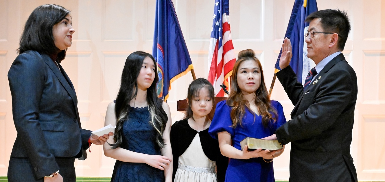 Inauguration of New York State Senator Stephen T. Chan | NYSenate.gov