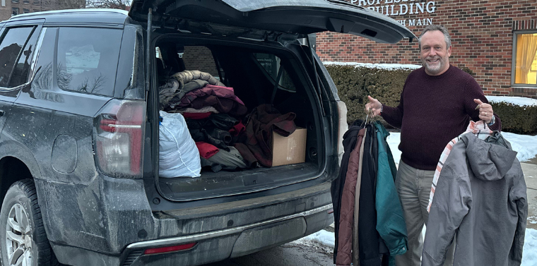Senator Oberacker's First Annual Coat Drive Warms Thousands; Over 2,000 ...