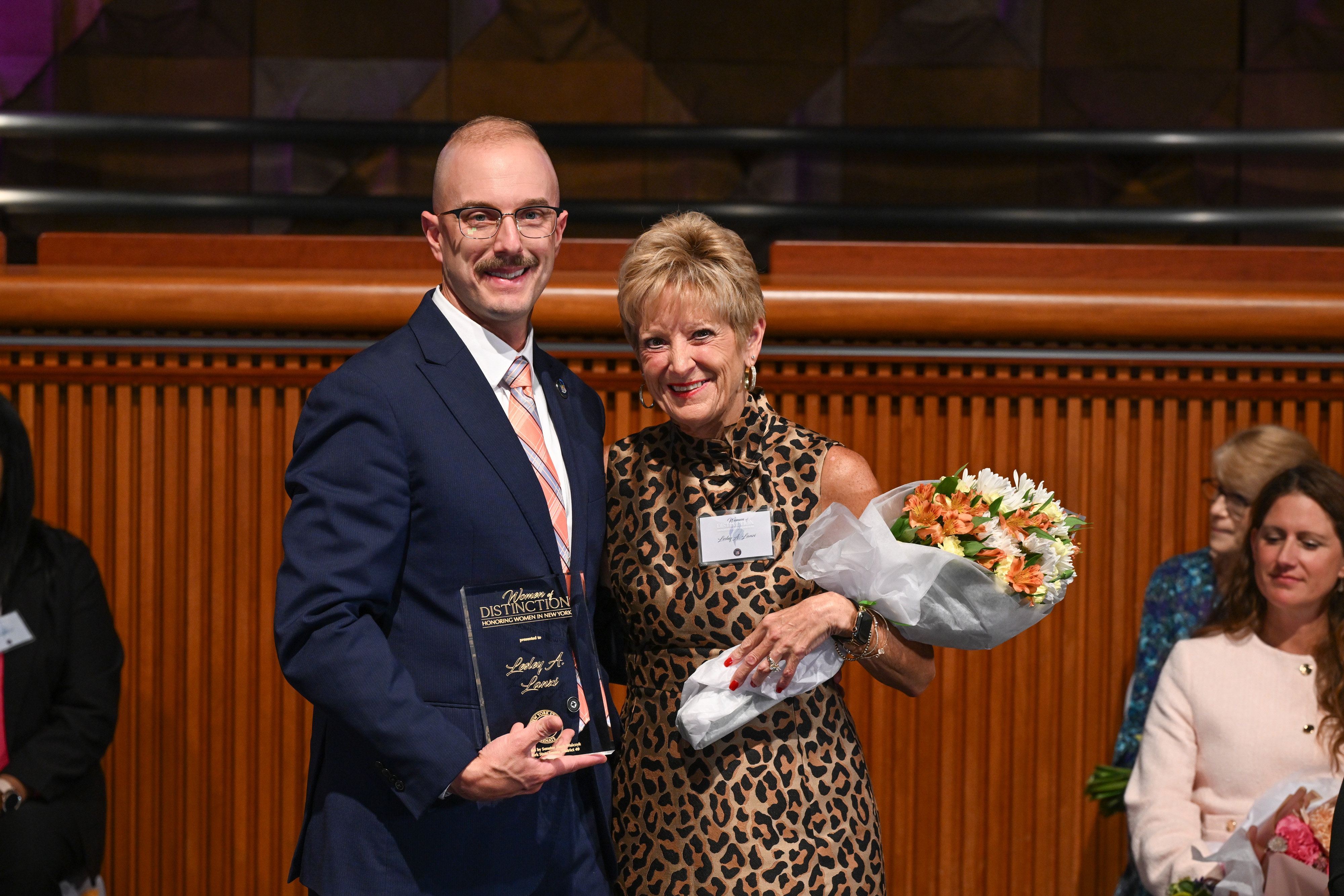 SENATOR WALCZYK HONORS LESLEY A. LANZI AS WOMAN OF DISTINCTION 2025 ...