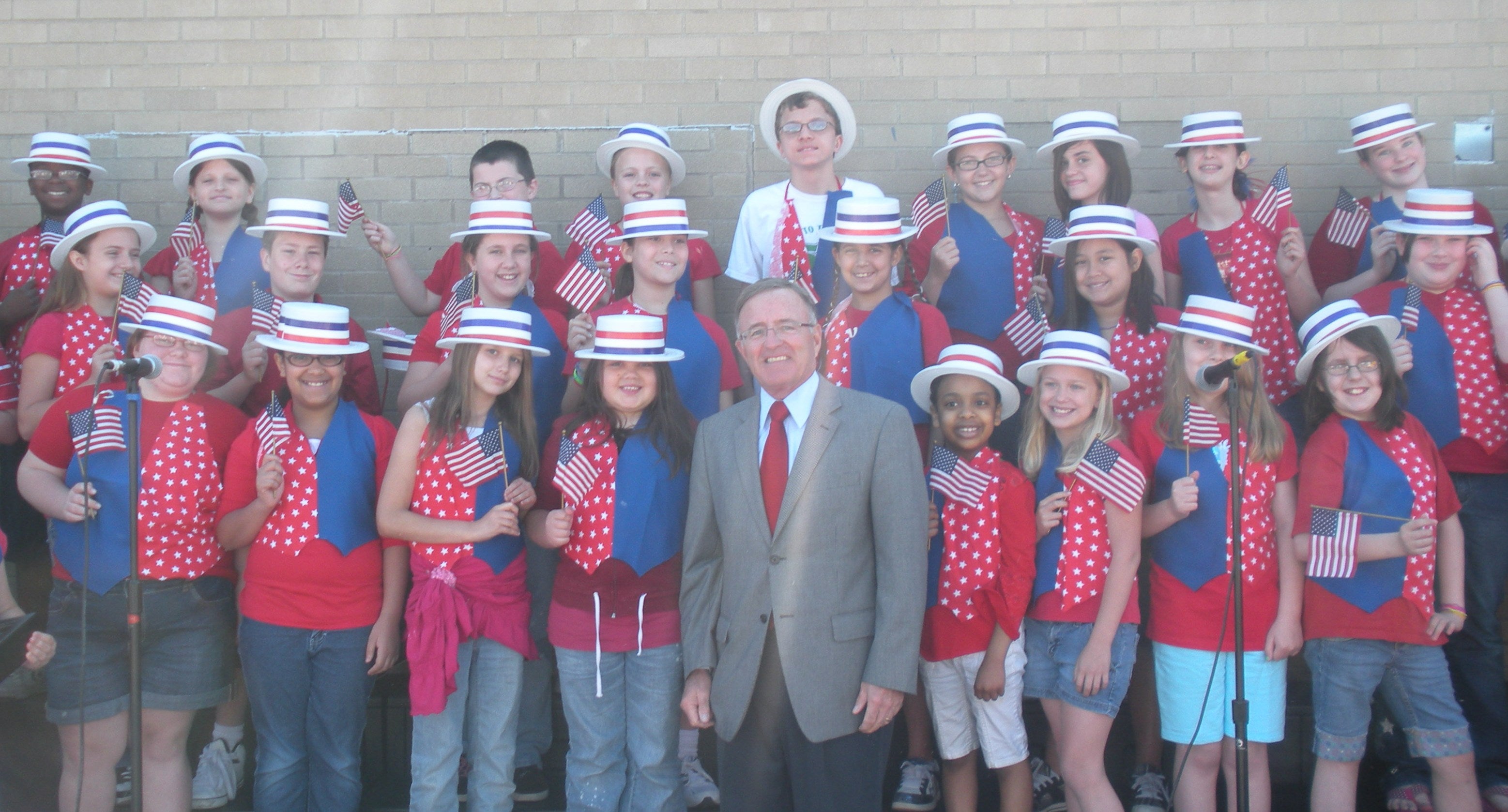 Senator DeFrancisco Celebrates Flag Day with Students at Roxboro Road ...