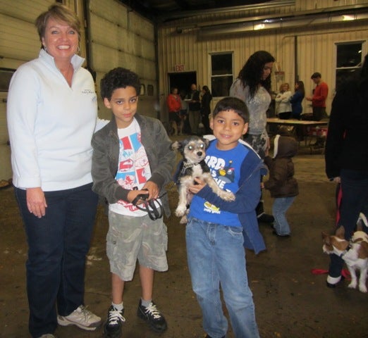 Nearly 200 Pets Vaccinated at Ritchie No-Cost Rabies Clinic | NYSenate.gov