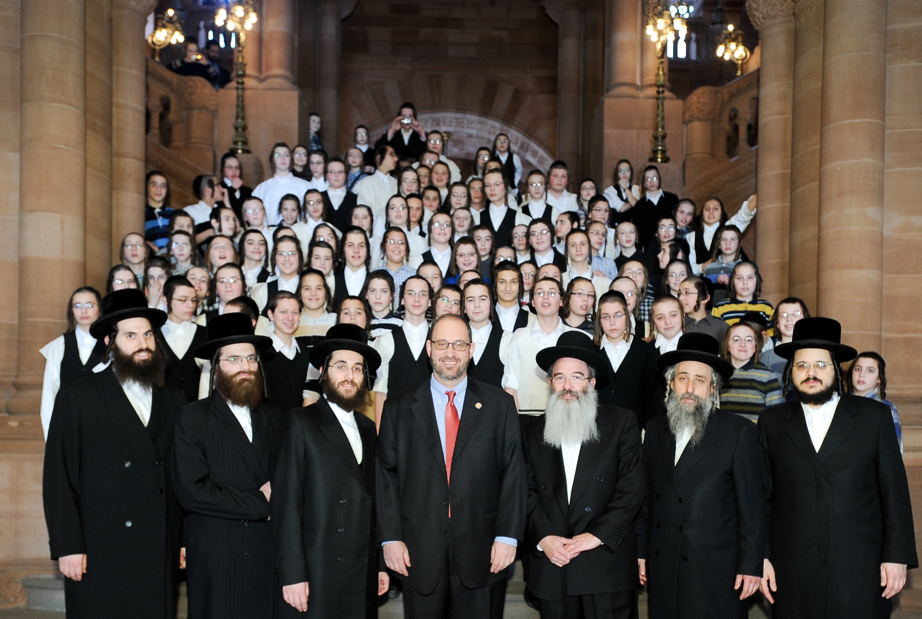 Felder Hosts Group of 200 Students at the State Capitol in Albany ...