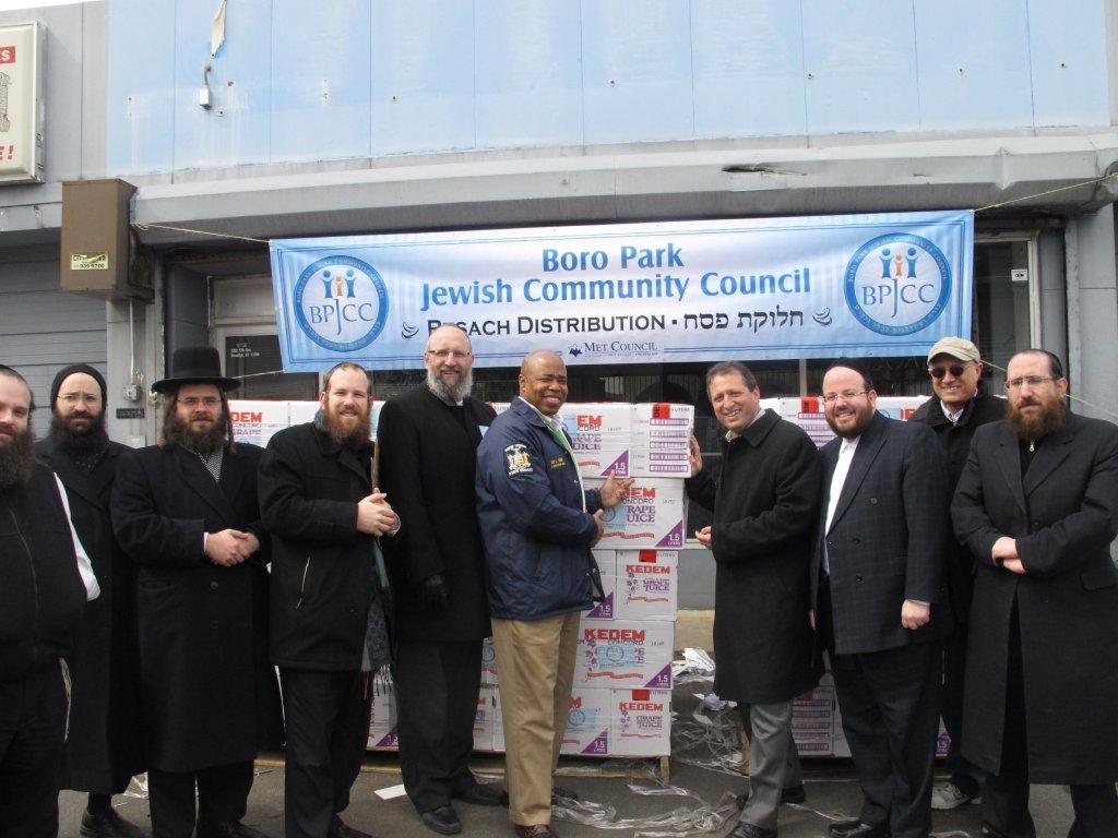 Borough Park Jewish Community Council Pesach Distribution | NYSenate.gov