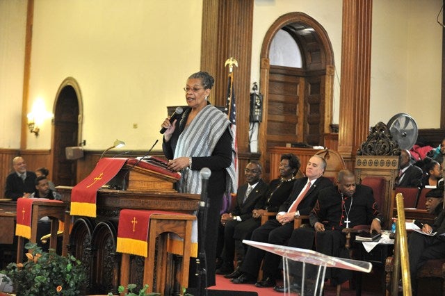 Senator Ruth Hassell-Thompson introduces Reverend Pogue during the ...