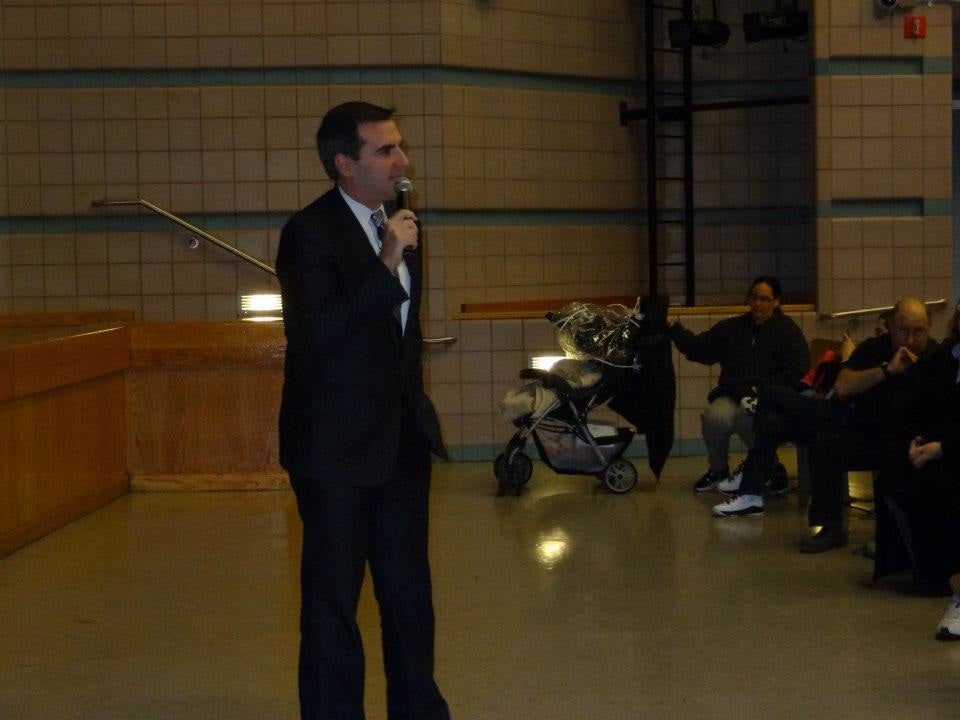 Senator Gianaris speaks at Long Island City High School | NYSenate.gov