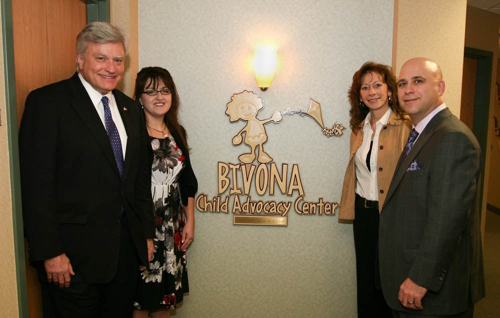 Senator Nozzolio visits Bivona Child Advocacy Center | NYSenate.gov