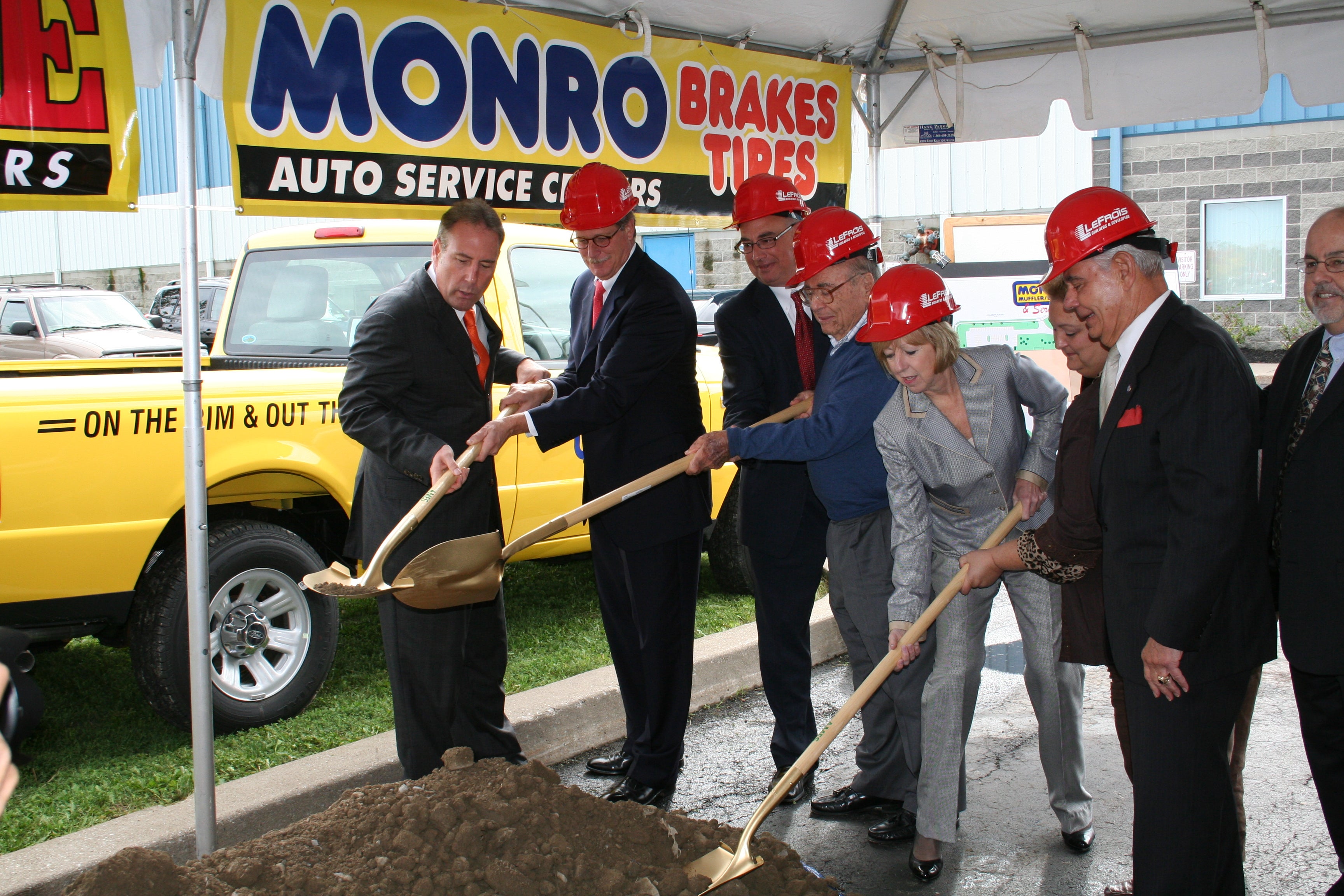 Monro Muffler Breaks Ground on Expansion | NYSenate.gov