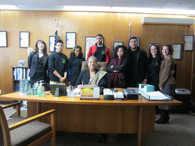 Senator Hassell-Thompson meets with members of The Osborne Association ...