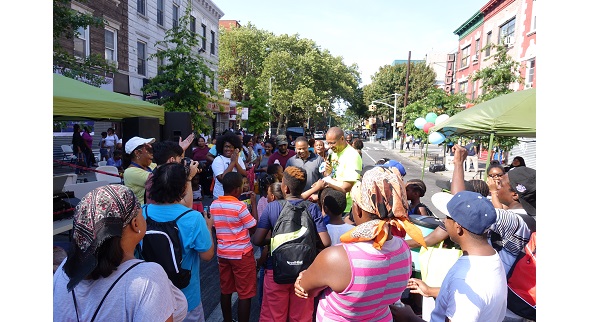 Senator Jesse Hamilton Hosts Back to School Celebration and School ...