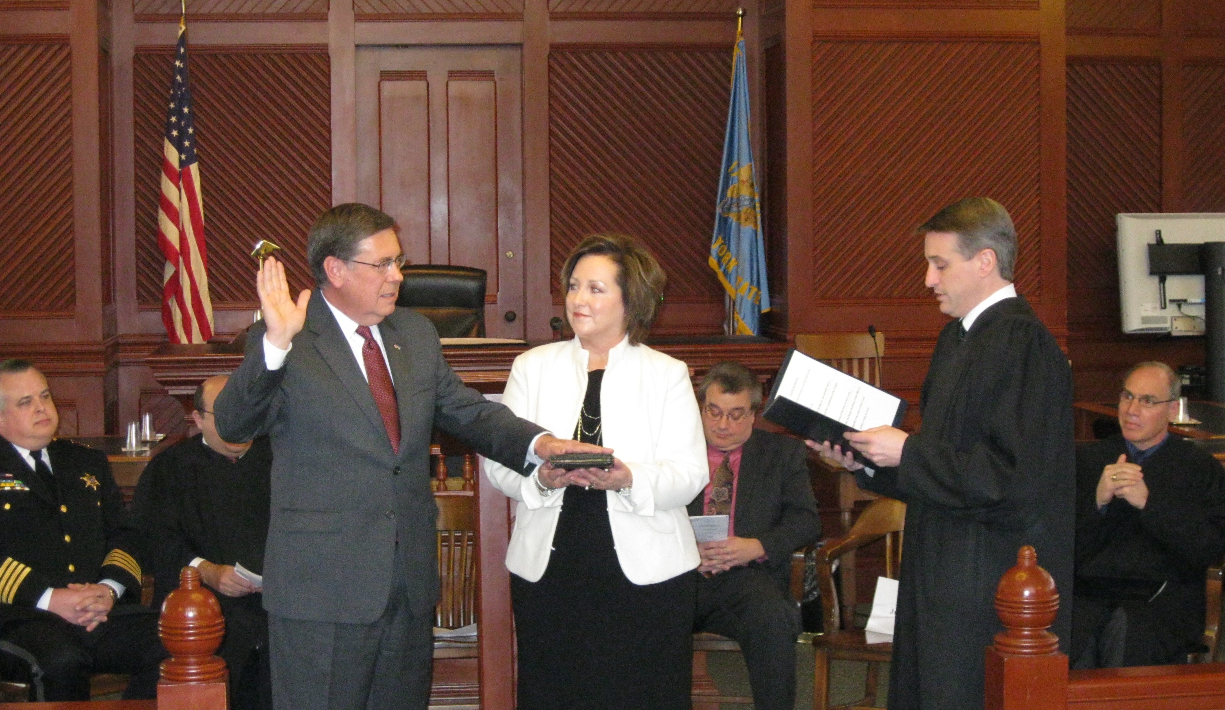 Senator Seward Sworn In For New Term | NYSenate.gov