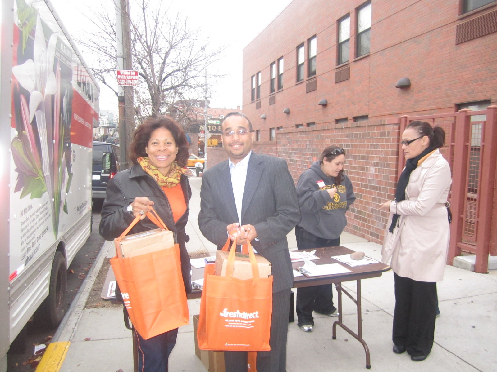 Senator Peralta Donates Turkeys to Local Community Organizations ...