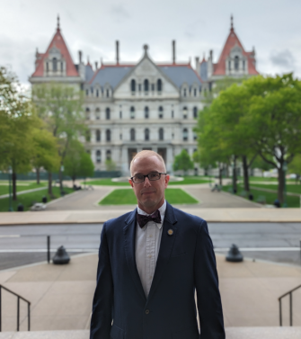 Senator Walczyk Wears Purple Bow Tie for Lupus Awareness | NYSenate.gov
