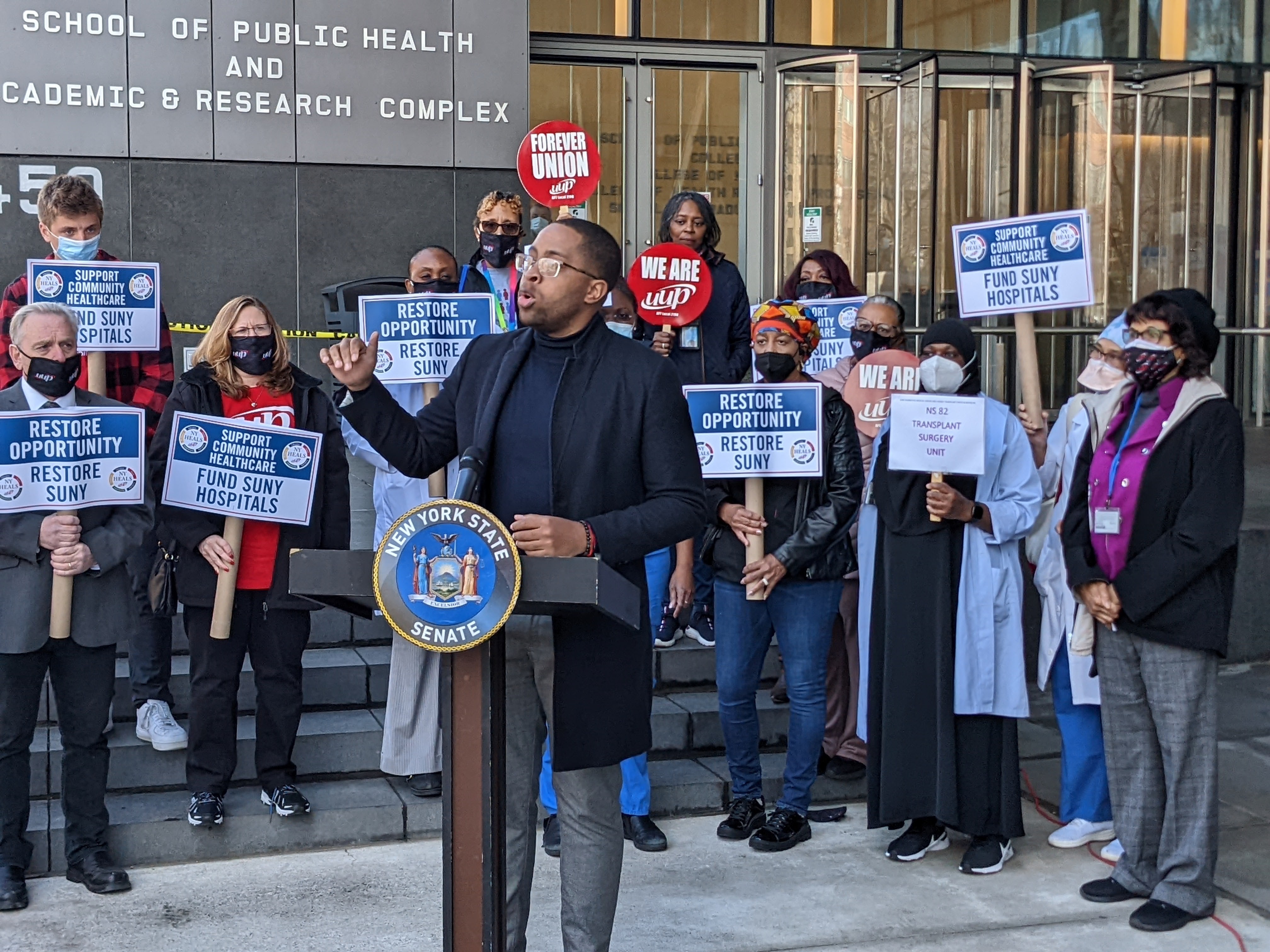 Op Ed New York Citys Safety Net Hospitals Need Help