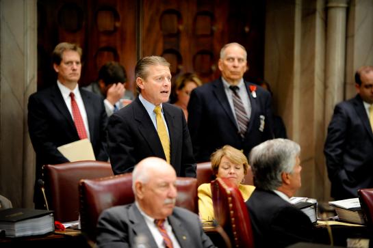 Bill to Strengthen Freedom of Information Law is Signed | NYSenate.gov