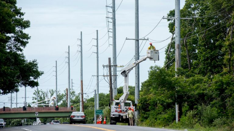LaValle/Thiele LIPA/PSEG Notification Bill Approved | NYSenate.gov