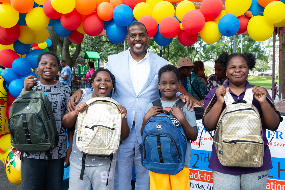 Senator Parker Celebrates Back- To- School | NYSenate.gov