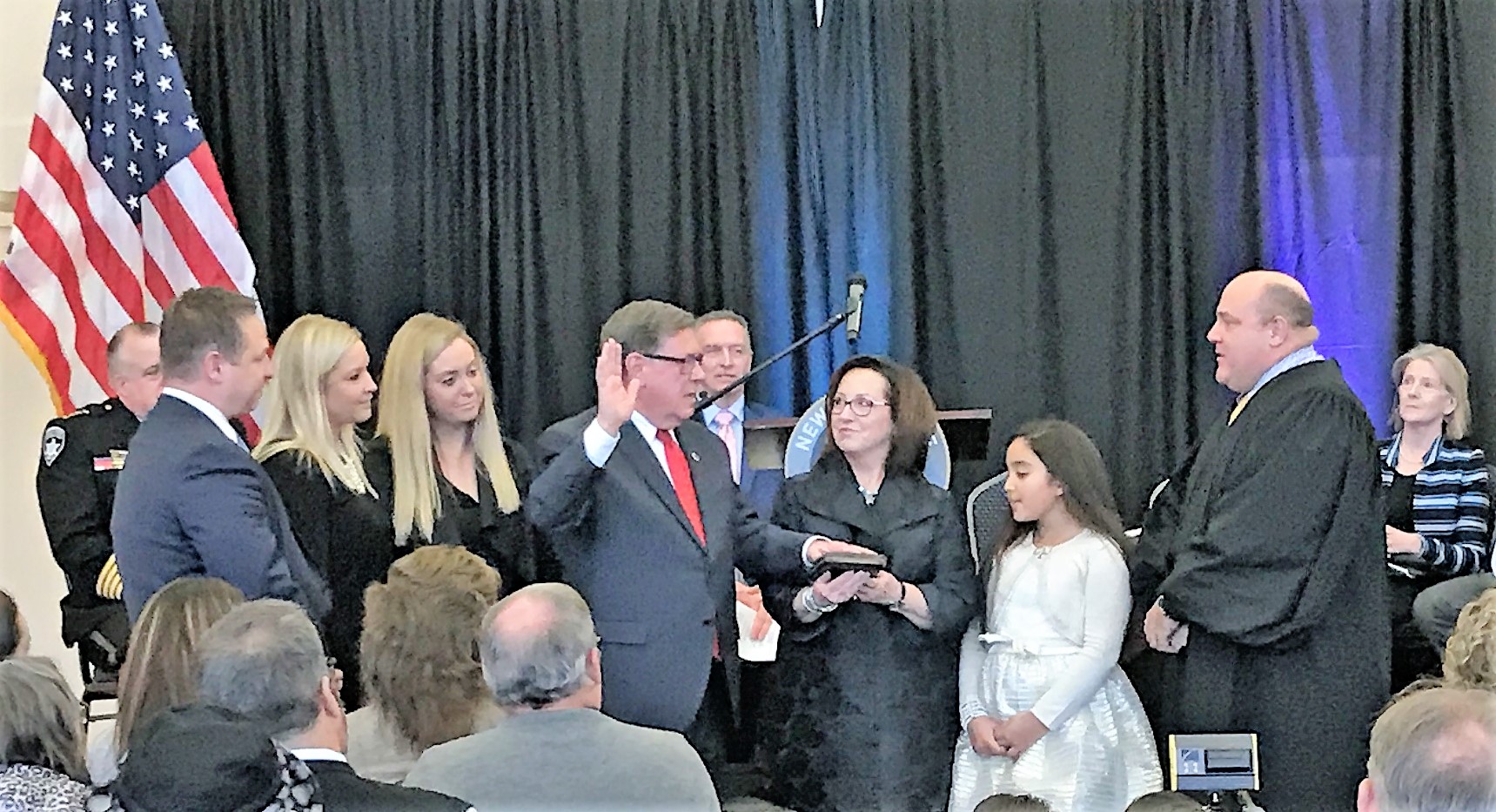Senator Seward Sworn In for New Term | NYSenate.gov