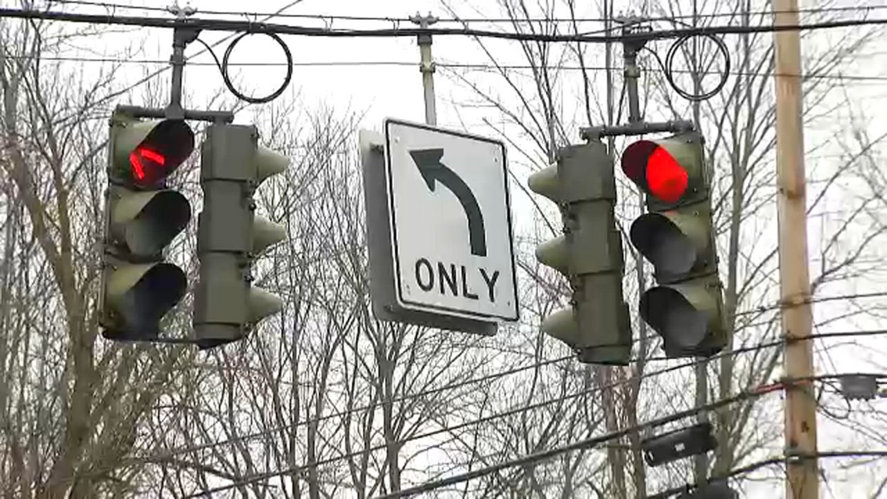 Senator Gallivan Calls on DOT to Expedite Traffic Light at New Delta ...