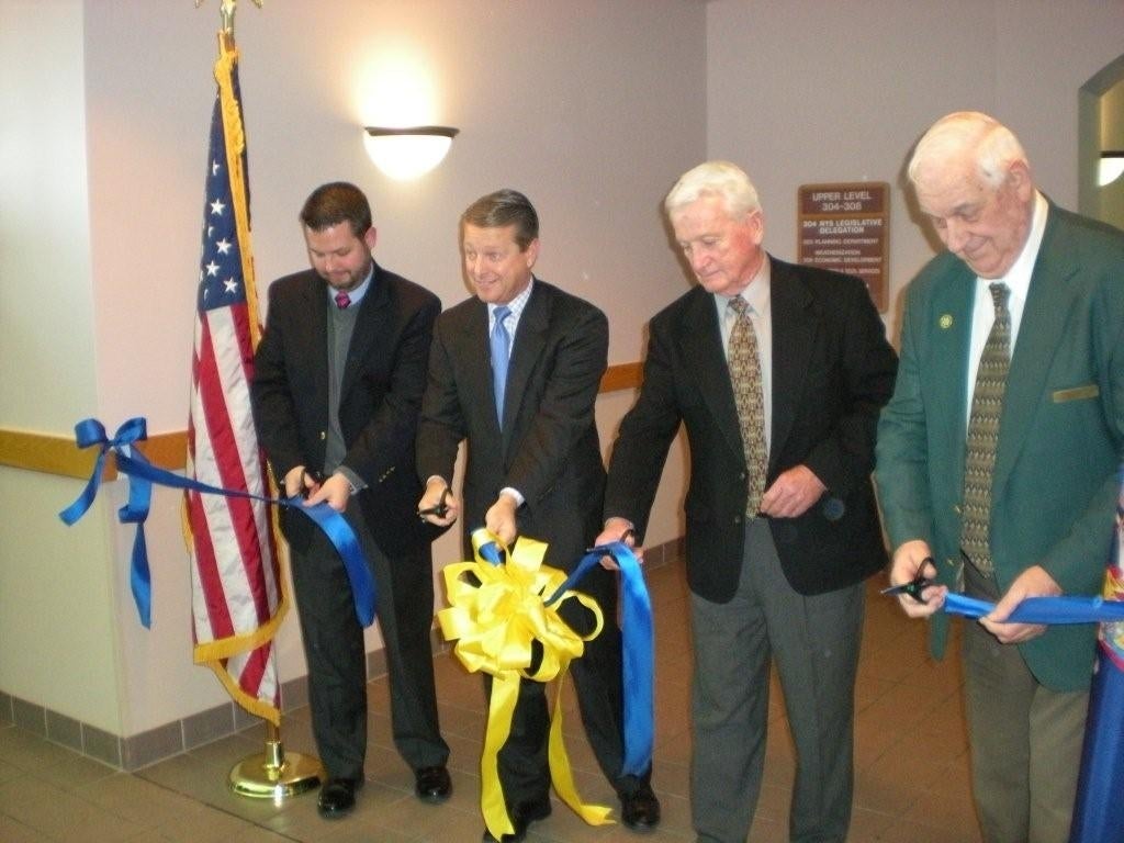 Senator Gallivan Opens Office In Livingston County | NYSenate.gov