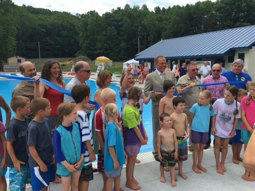 Senator Helps Cut Ribbon at Grand Opening of Brand New Town of ...