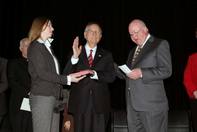 Padavan Takes Oath of Office at Community-Wide Celebration | NYSenate.gov