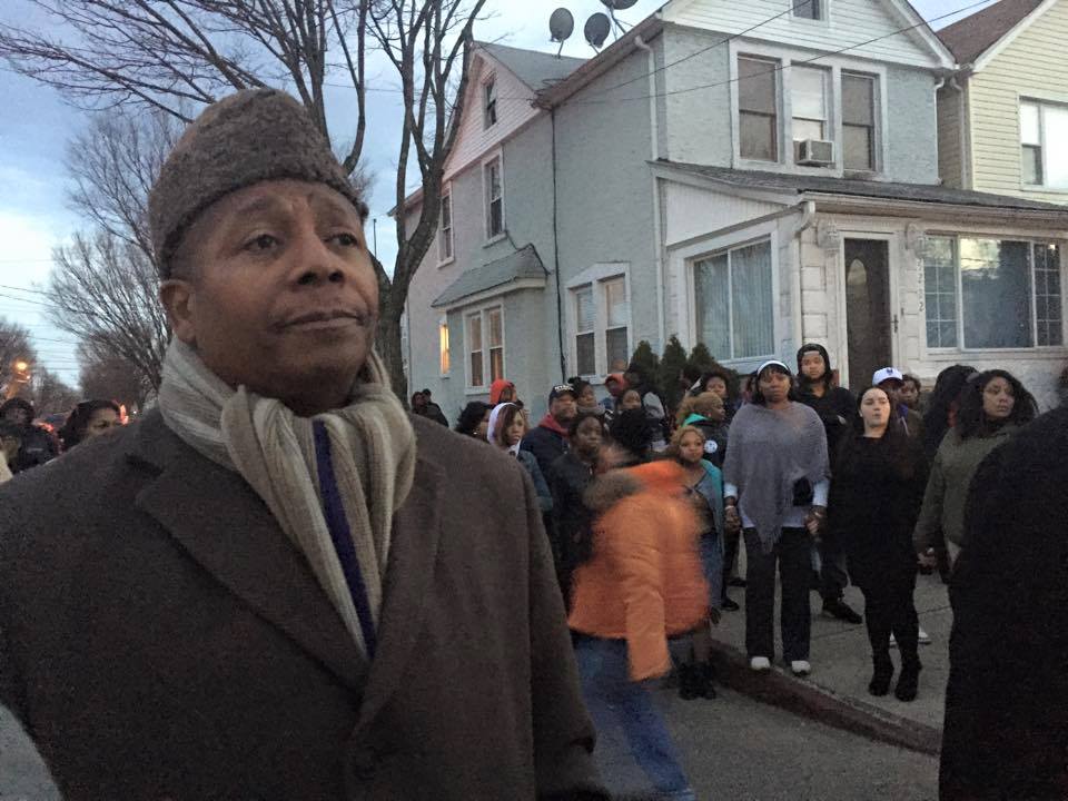 Senator Sanders Attends Prayer Vigil for South Jamaica Murder Victim